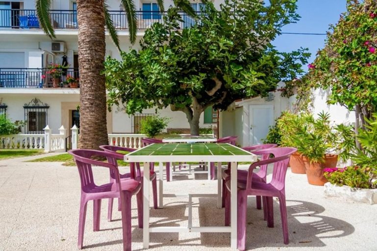 💖 ROCAMAR Nerja. Apartments with sea views & swimming pool in Carabeo ...