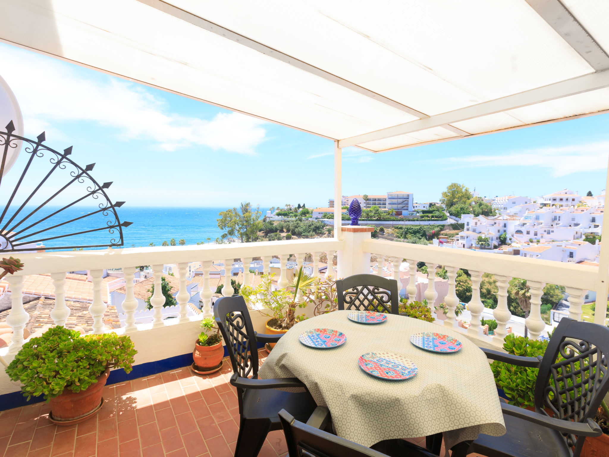 Penthouse for rent on Burriana beach, Nerja. - Nerja Lovers